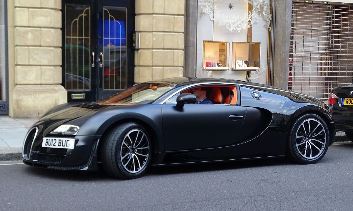 15 Rare And Beautiful Evolutions Of The Bugatti Veyron