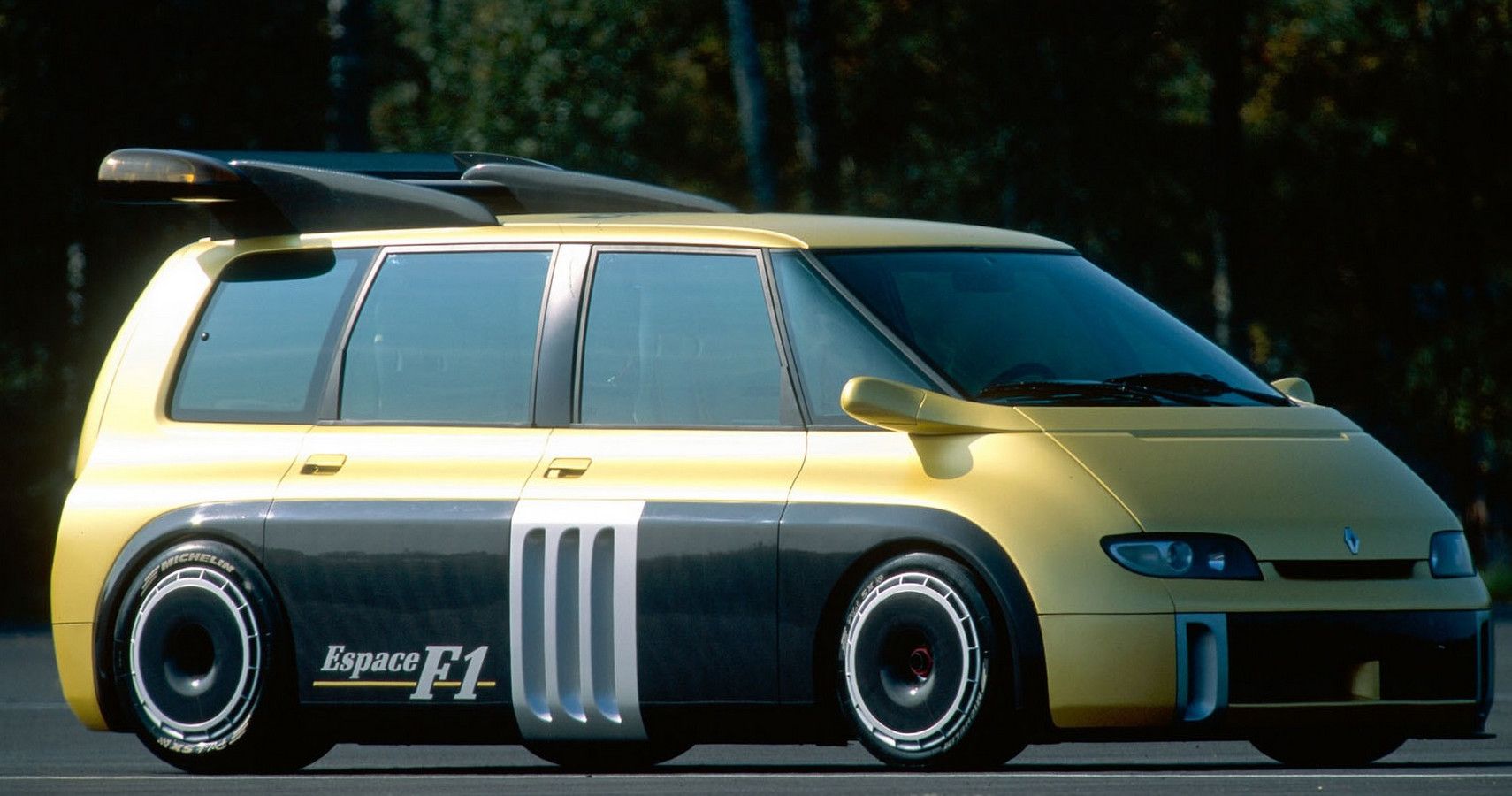 10 Awesome SUVs And Minivans We'd Love To Drive