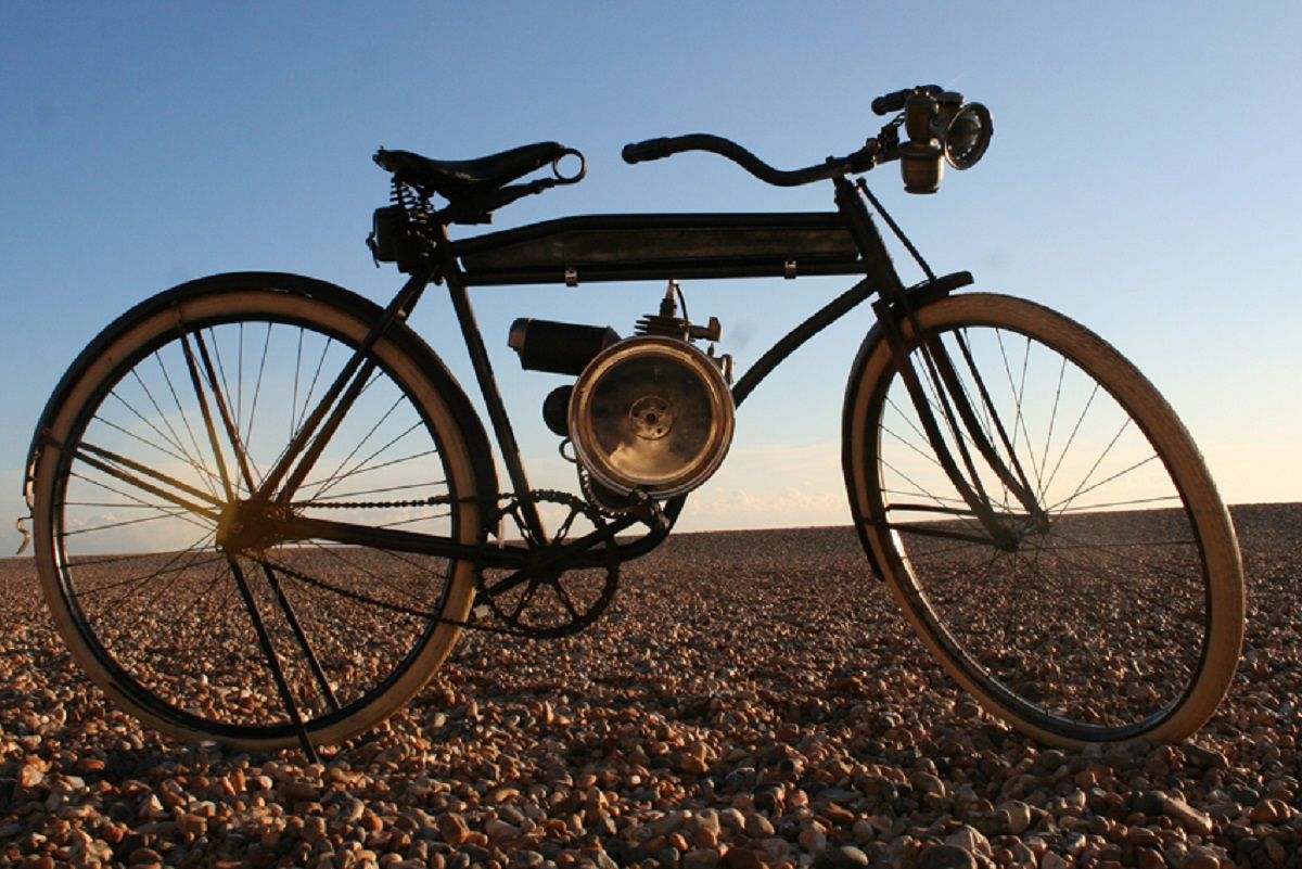 The First 16 Motorcycles Ever Produced