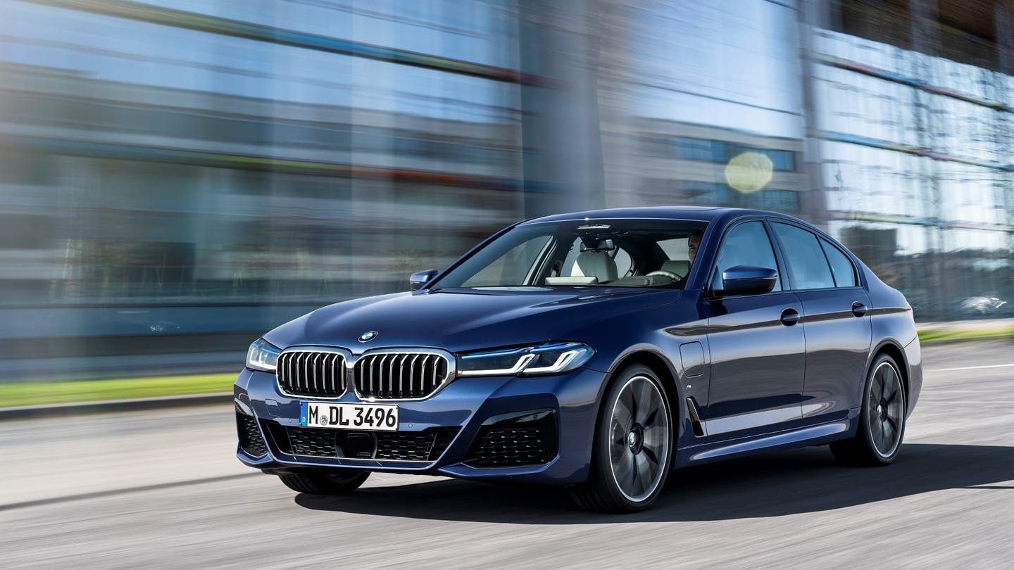 The 10 Best Mid-Sized Luxury Sedans Of 2020, Ranked