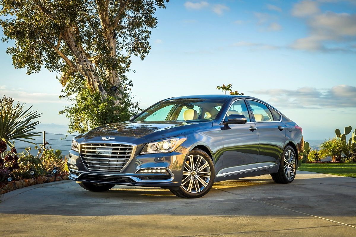 The 10 Best Mid-Sized Luxury Sedans Of 2020, Ranked