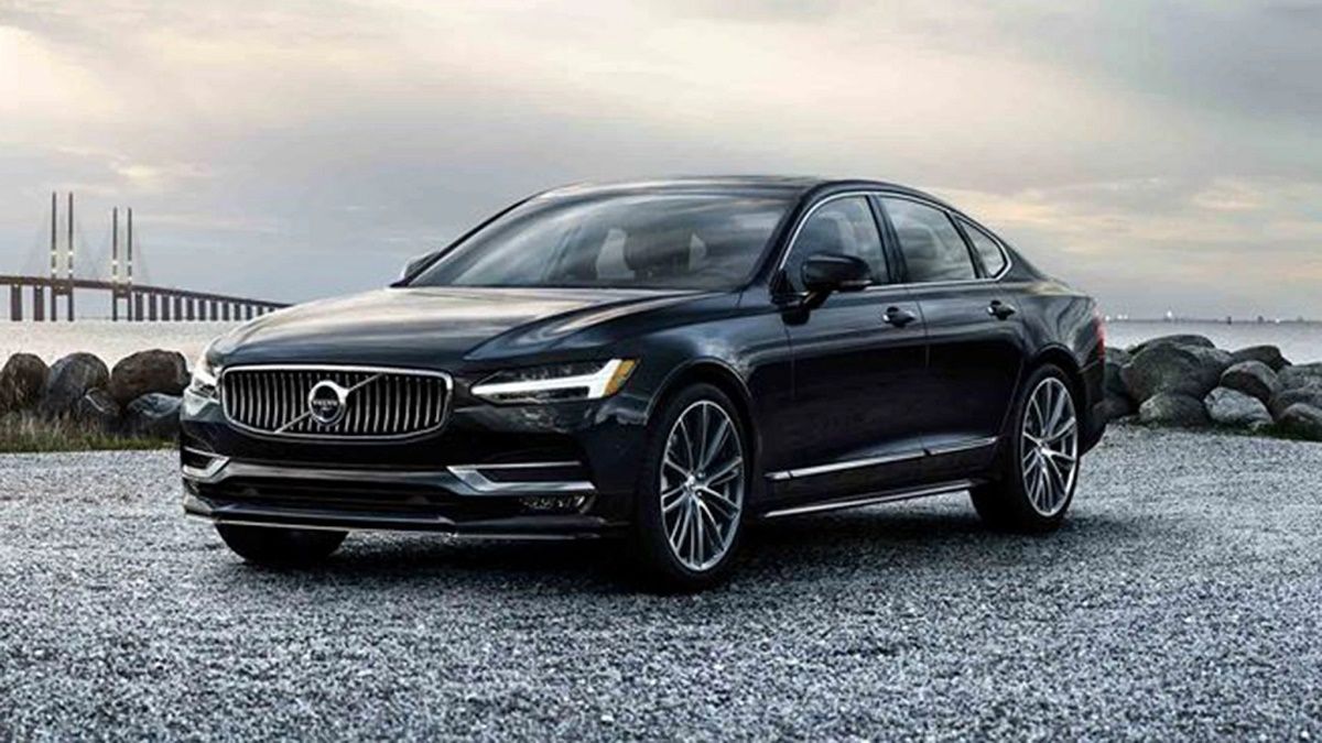 The 10 Best Mid-Sized Luxury Sedans Of 2020, Ranked