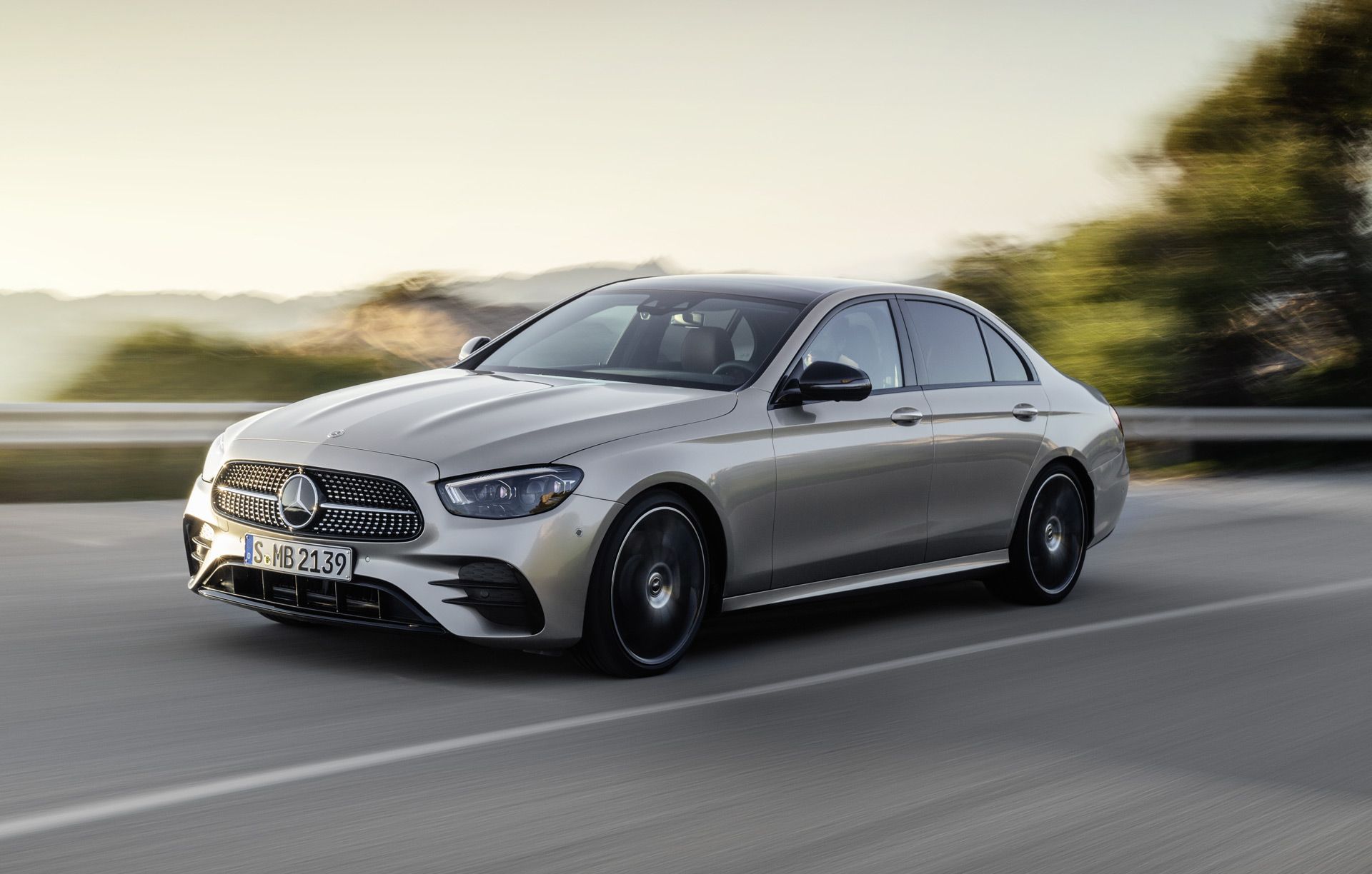 The 10 Best Mid-Sized Luxury Sedans Of 2020, Ranked