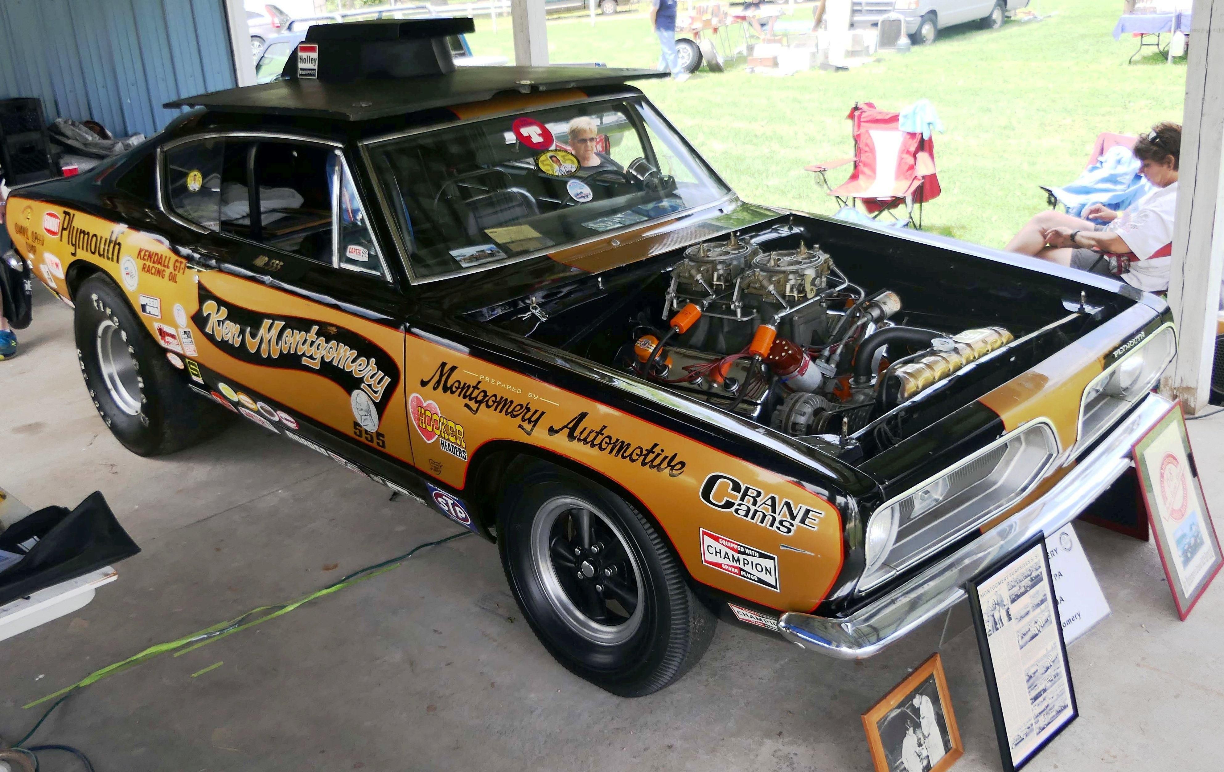 Here's Why The Dodge Hemi Got Banned From NASCAR