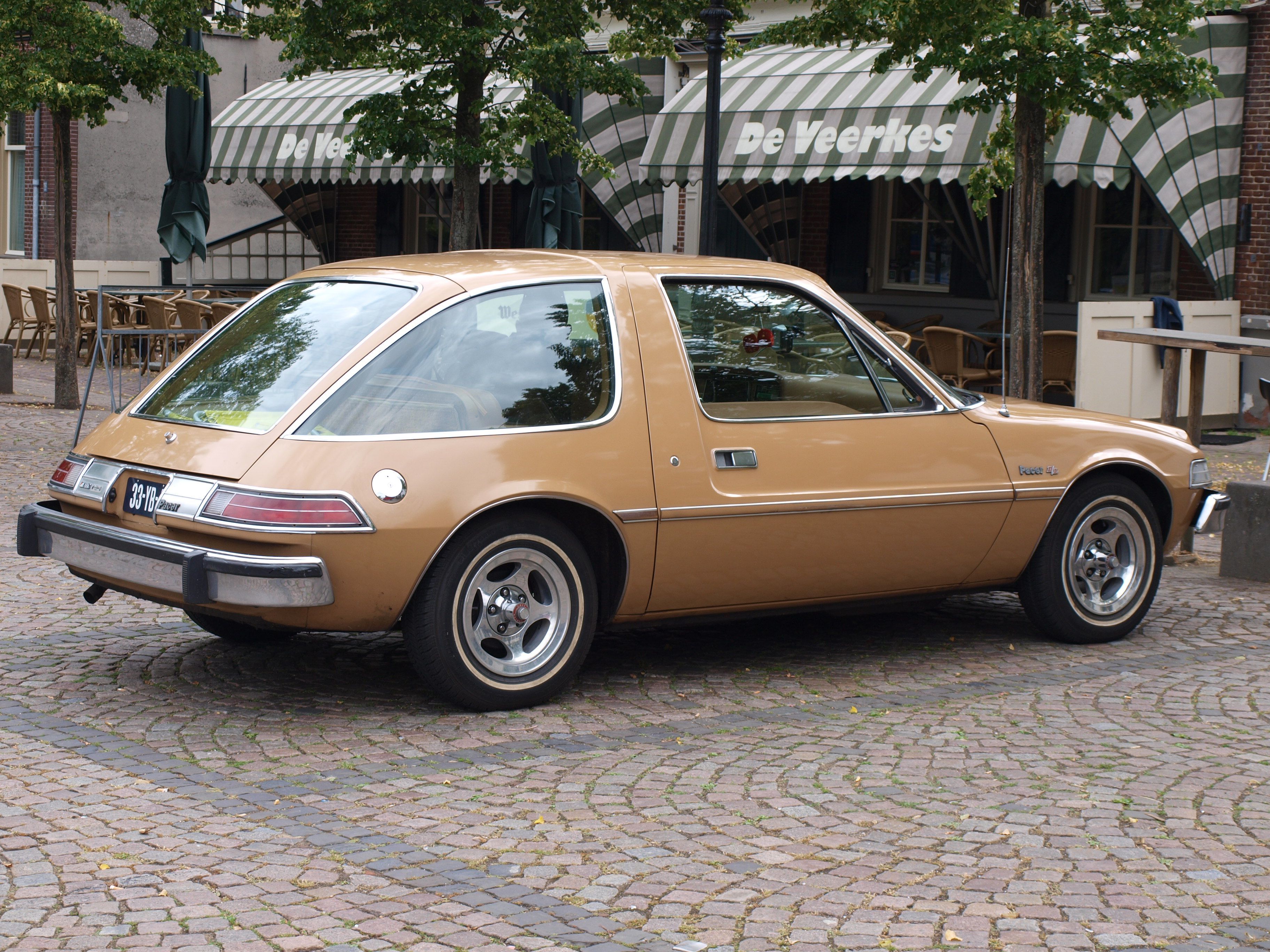 Here Are The Weirdest American Production Cars Ever
