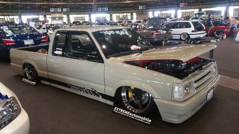 We Can't Stop Staring At These Modified Japanese Pickup Trucks