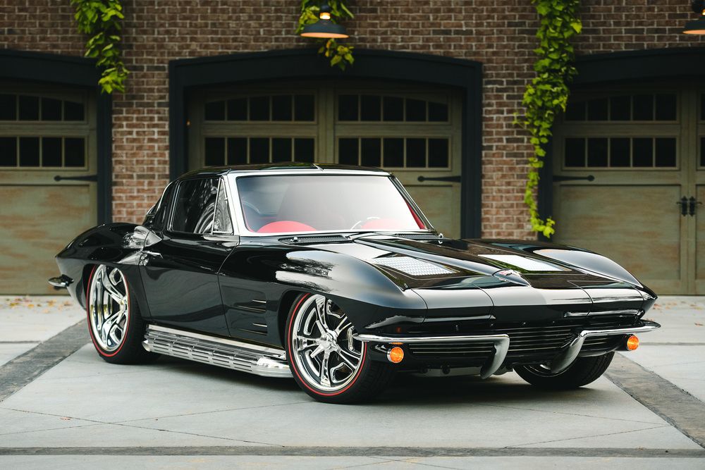 The 10 Greatest Classic Corvette Restomods We've Ever Seen