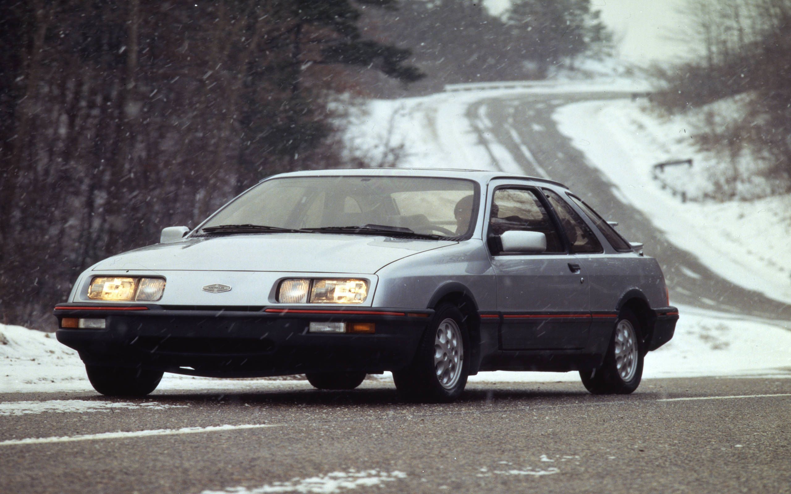 Nobody Remembers These Cool '80s Cars Anymore