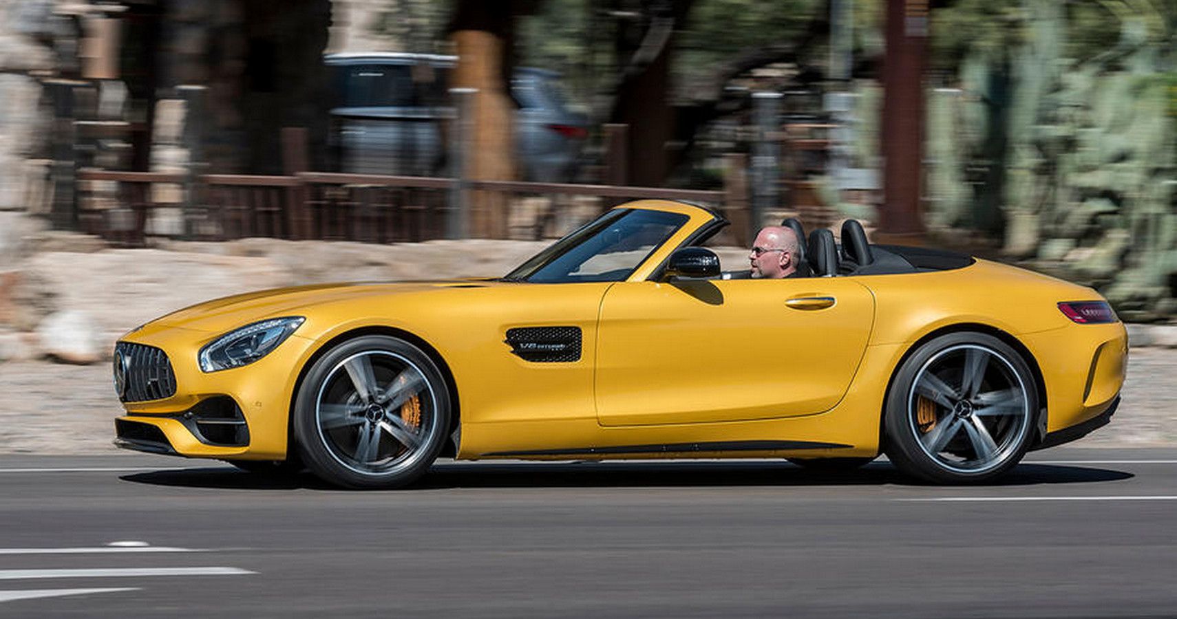 5 Sports Cars That Are Actually Faster With An Automatic Transmission ...