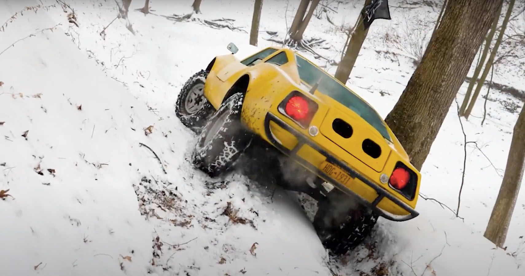 Watch A Bradley Kit Car On A Toyota 4x4 Play In The Snow