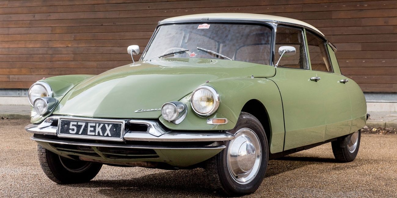 10 Reasons Why We Love The Citroën DS