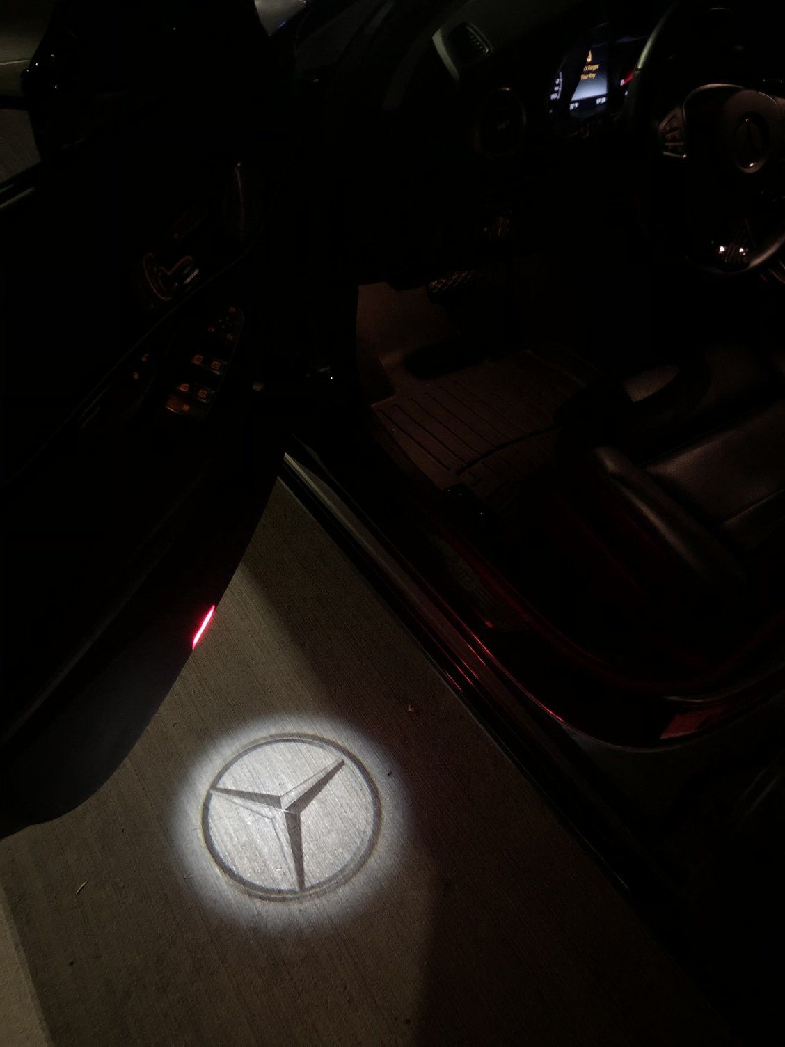 10 Coolest Features In Luxury Cars Today