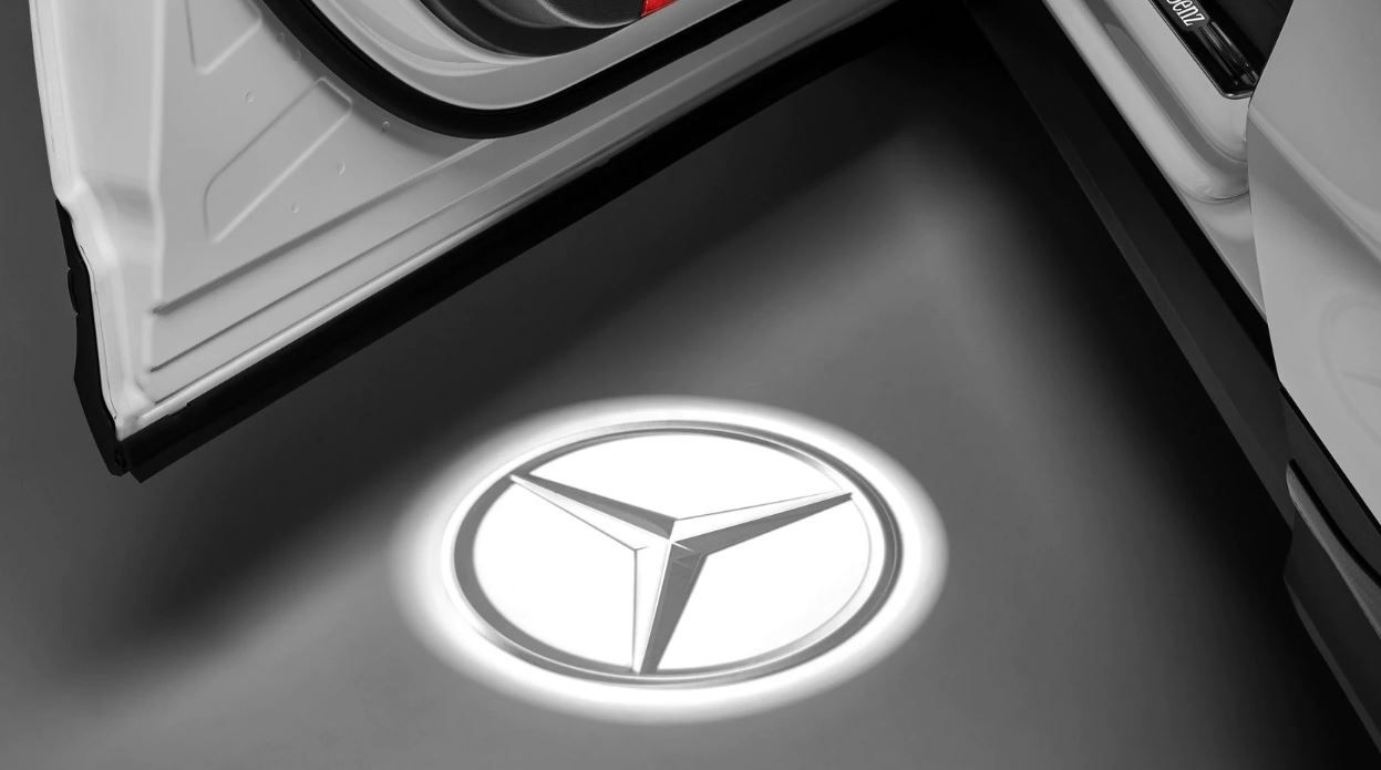 10 Coolest Features In Luxury Cars Today