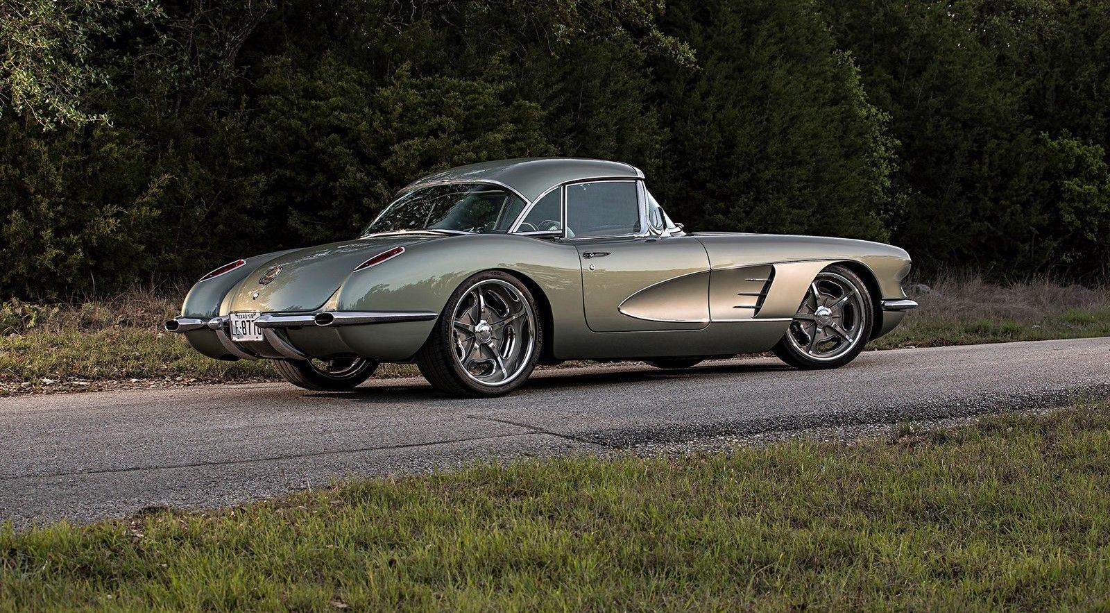 The 10 Greatest Classic Corvette Restomods We've Ever Seen