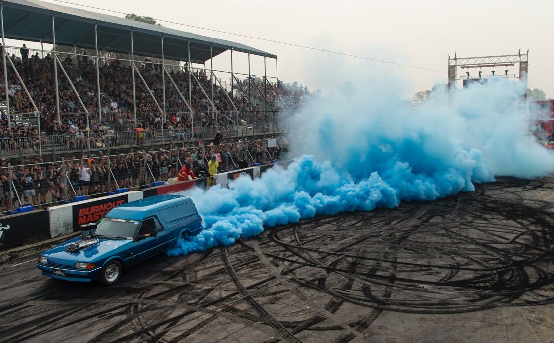 10 Ways Australian Burnout Cars Put American Muscle To Shame (Photos)