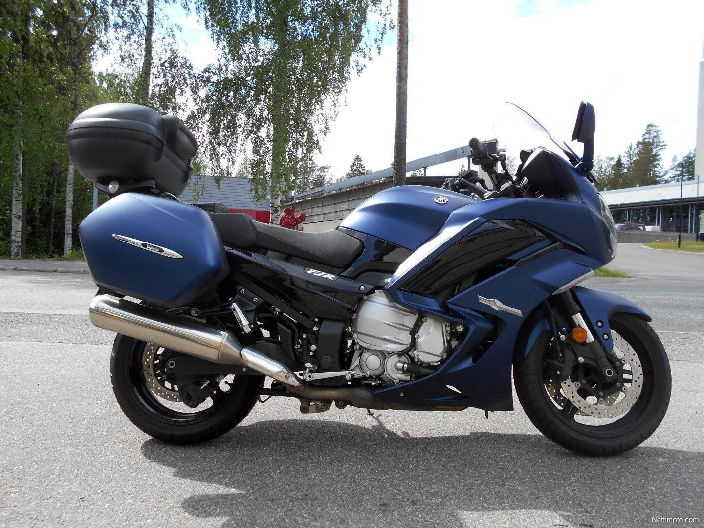 10 Comfortable Sports Bikes You Can Actually Ride Daily