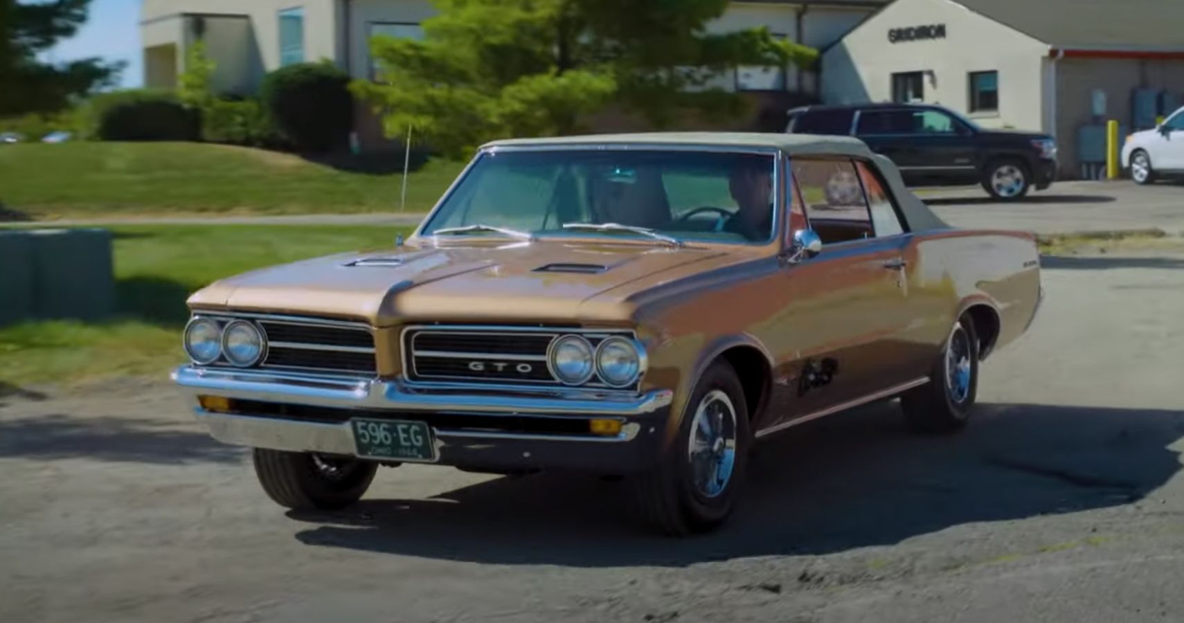 1964 Pontiac GTO Rust Bucket Restored To Its Full Glory