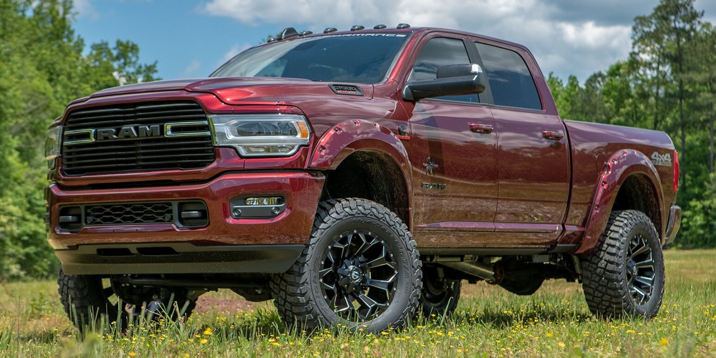 5 Pickup Trucks Built To Be Lifted (5 That Are Meant To Be Slammed)