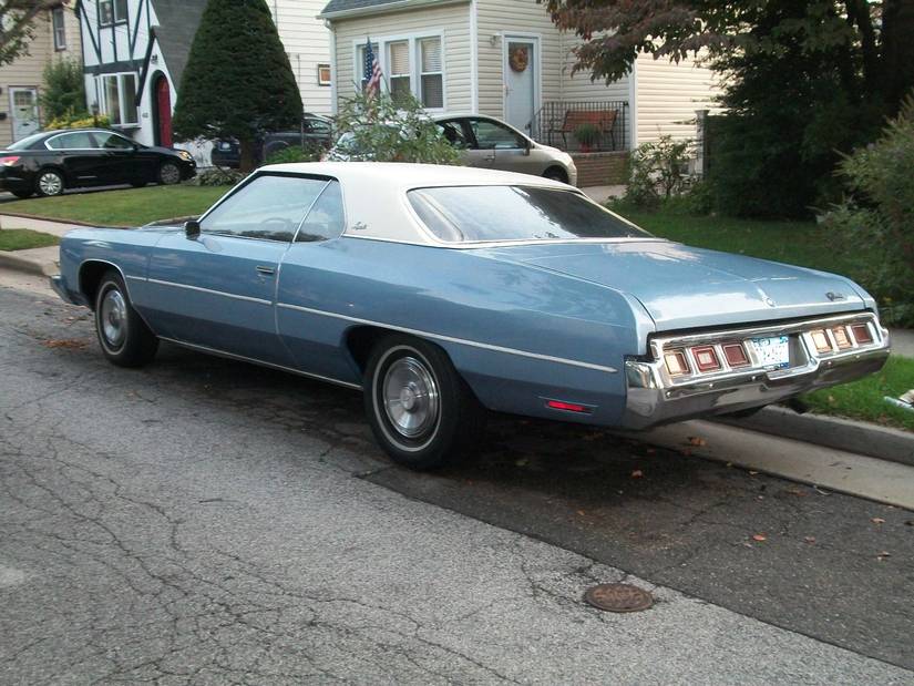 10 Biggest And Most Flamboyant American Cars Ever