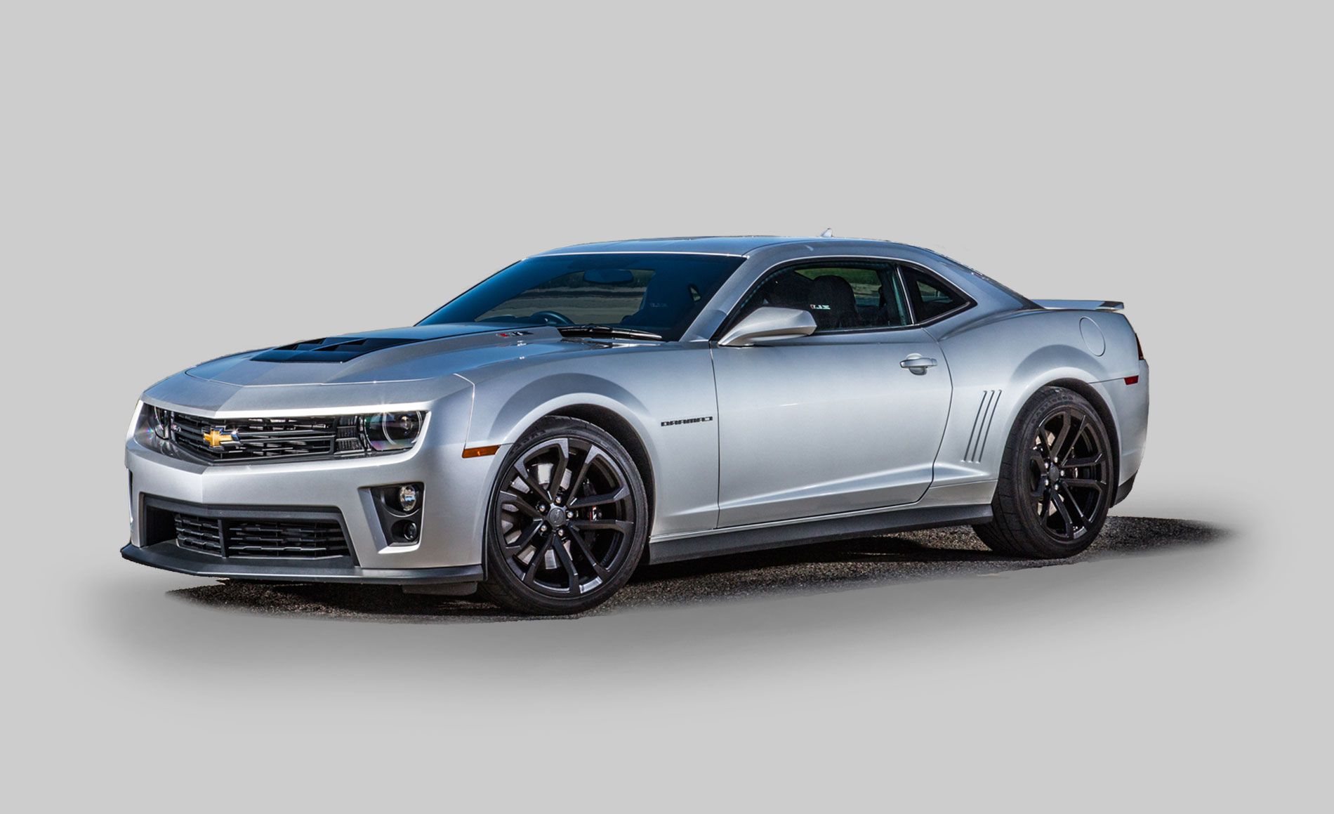 10 Of The Most Beautiful Cars With Hideous Interiors