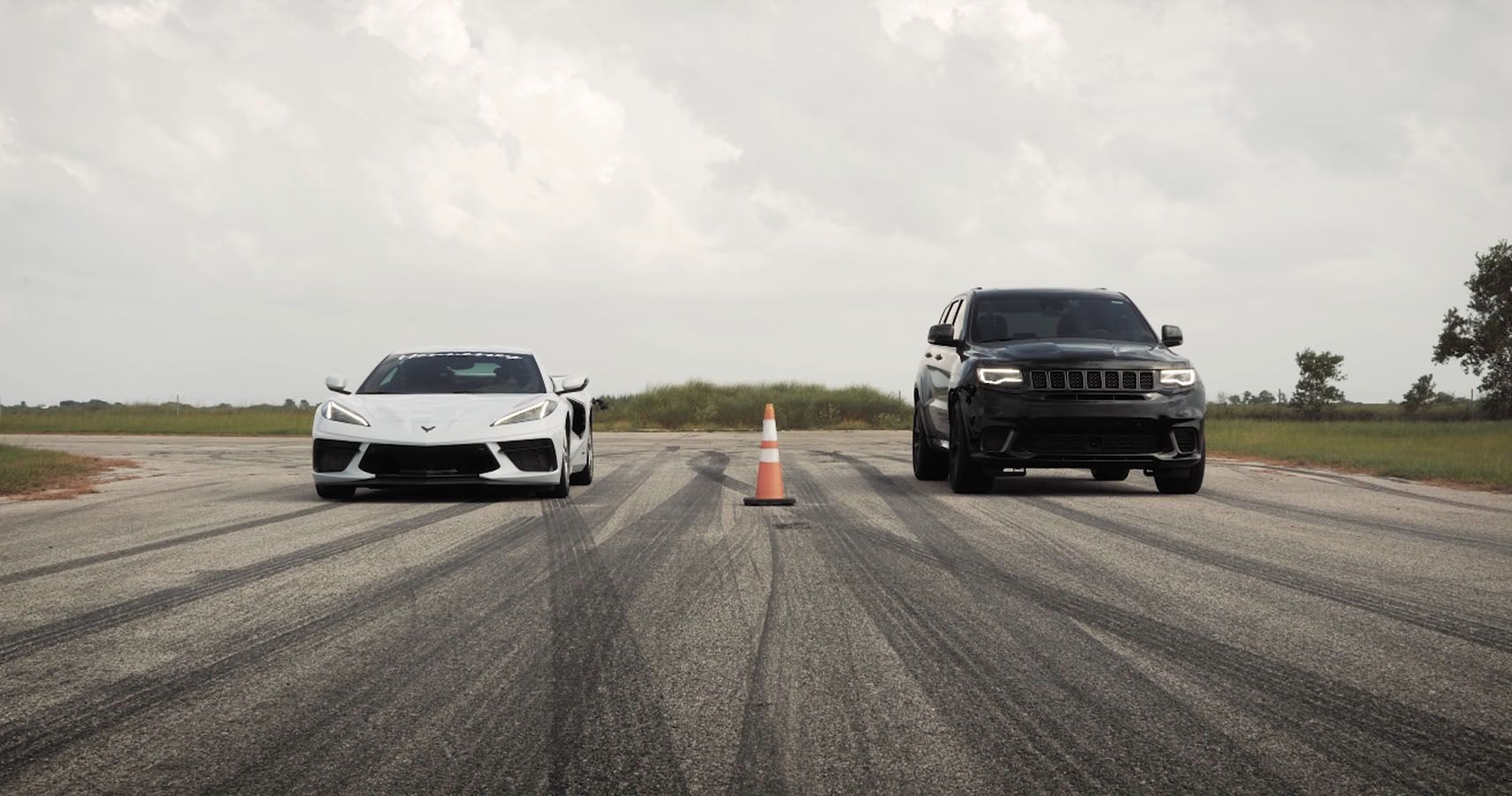 These Spacious Sports Cars Are Perfect For Large People