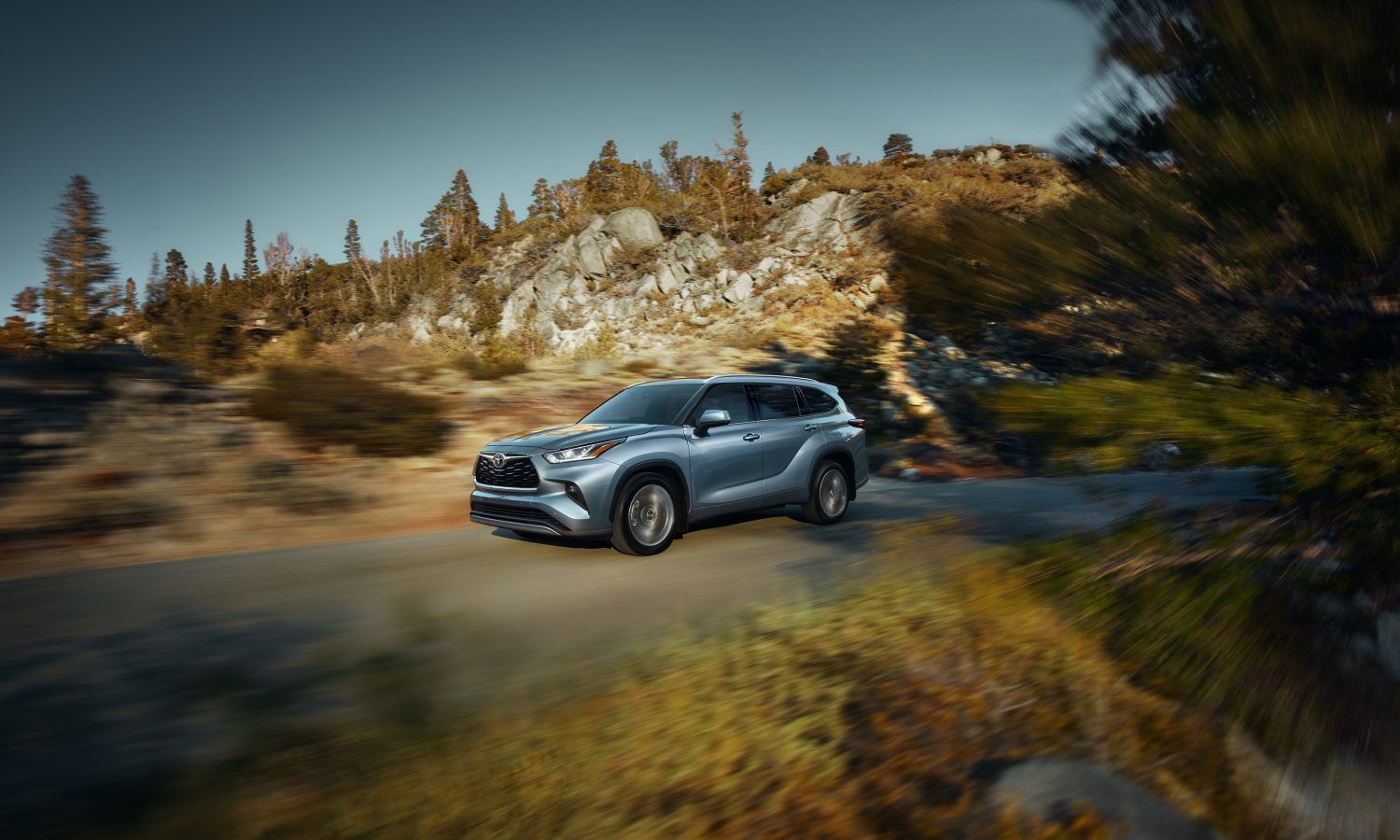 The Biggest Differences Between Toyota's RAV4 And Highlander