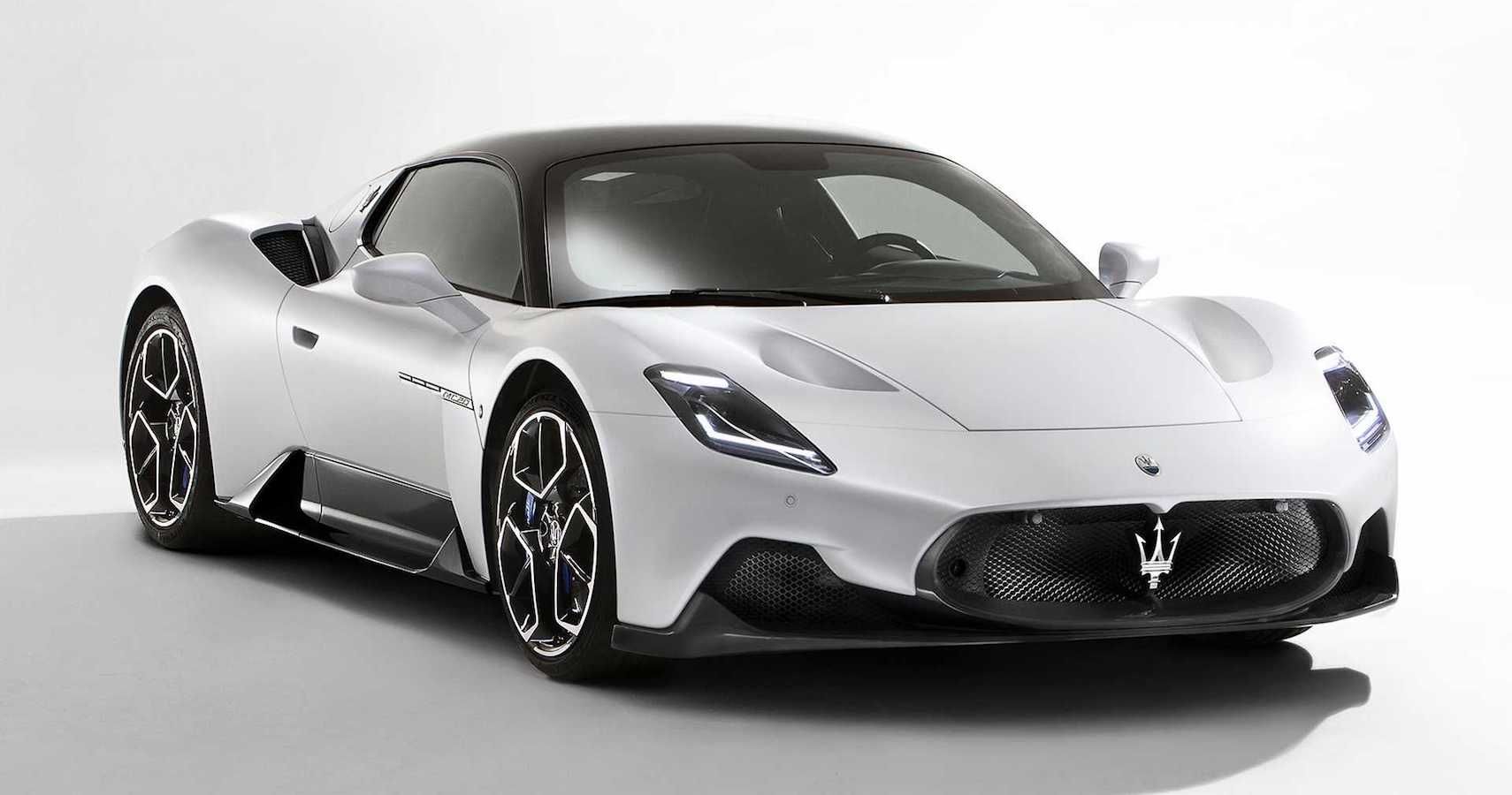 10 Supercars That Prove Gas-Powered Cars Are Still The Best