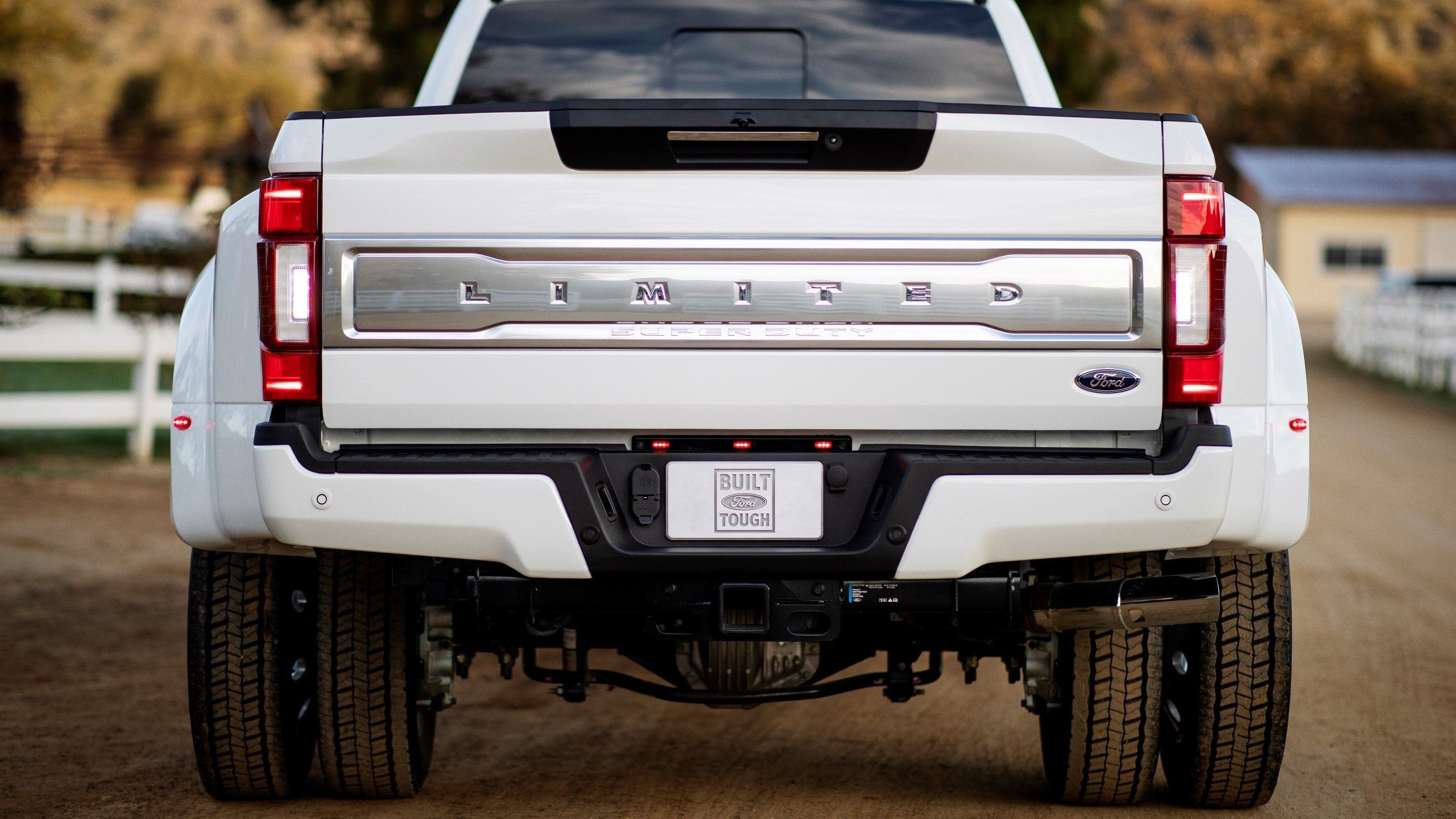 Here's How You Can Increase Your Ford F450's Towing Capacity