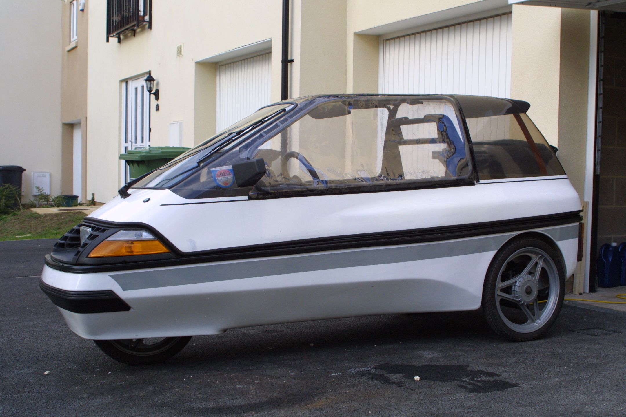 These Are The Weirdest Micro Cars Ever Made