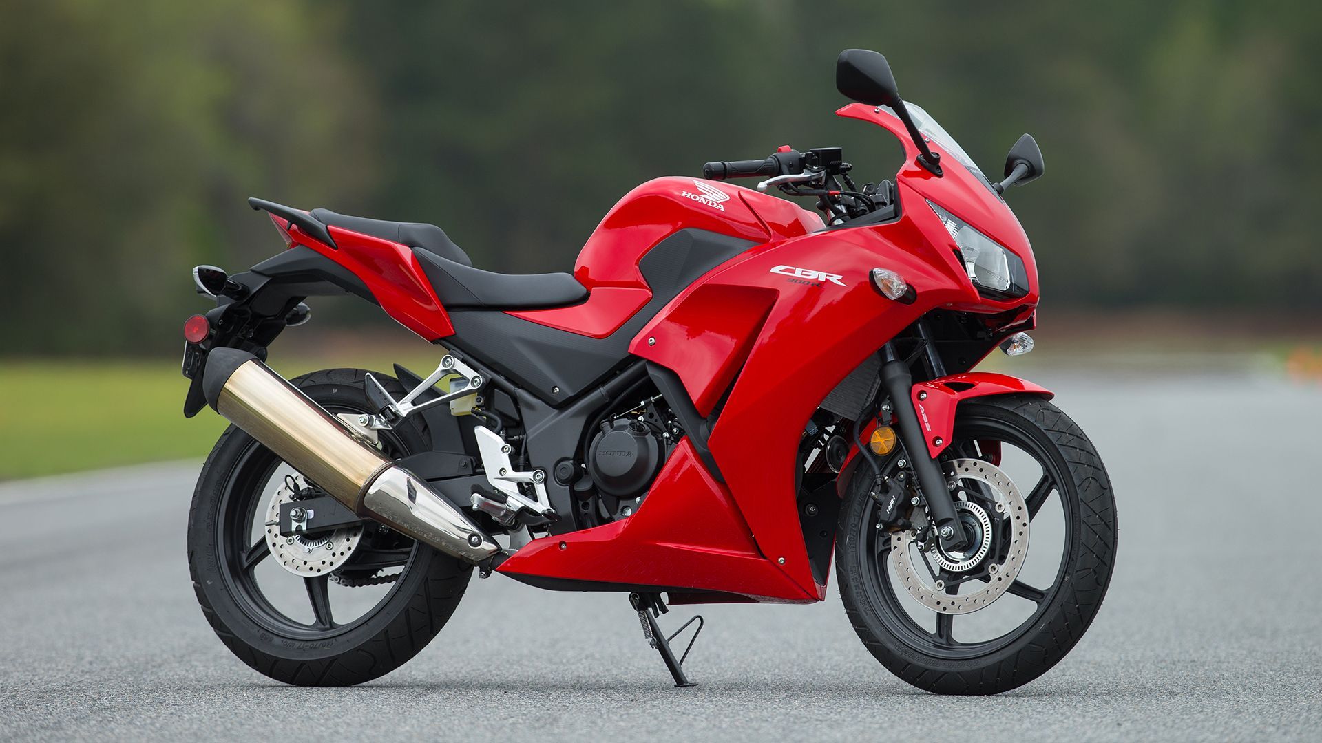These Are The 10 Fastest 300cc Motorcycles You Can Buy