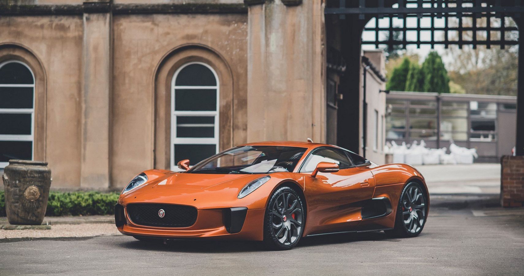 A Mid Engined Jaguar F-Type Replacement May Be Ready To Give C8 ...