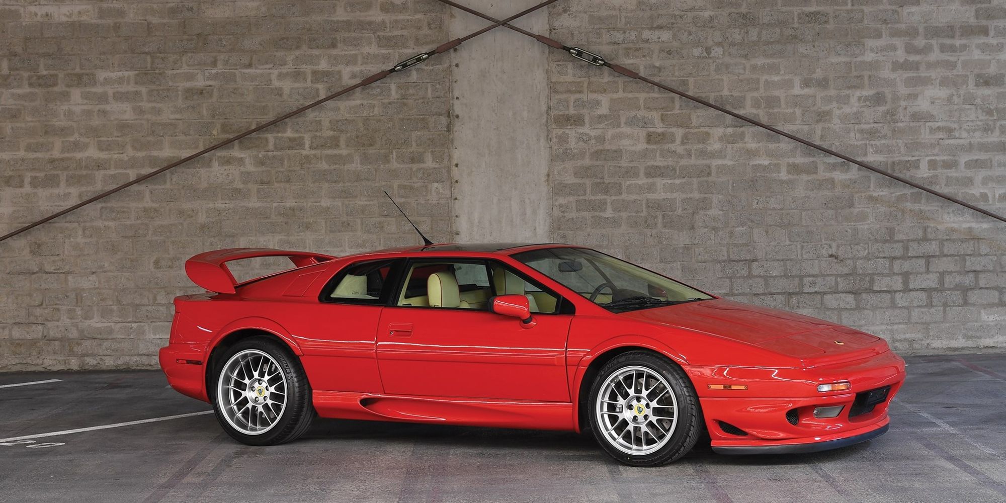 10 Cheapest Mid-Engined Sports Cars You Can Buy Used