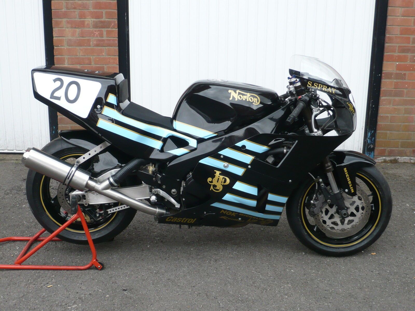 The 10 Coolest Rotary Powered Vehicles (That Aren't From Mazda)