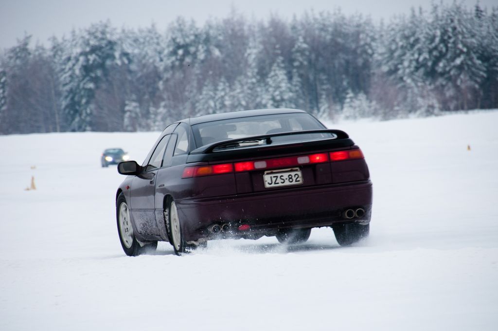 10 Coolest Sports Cars That Can Easily Tear Through Snow