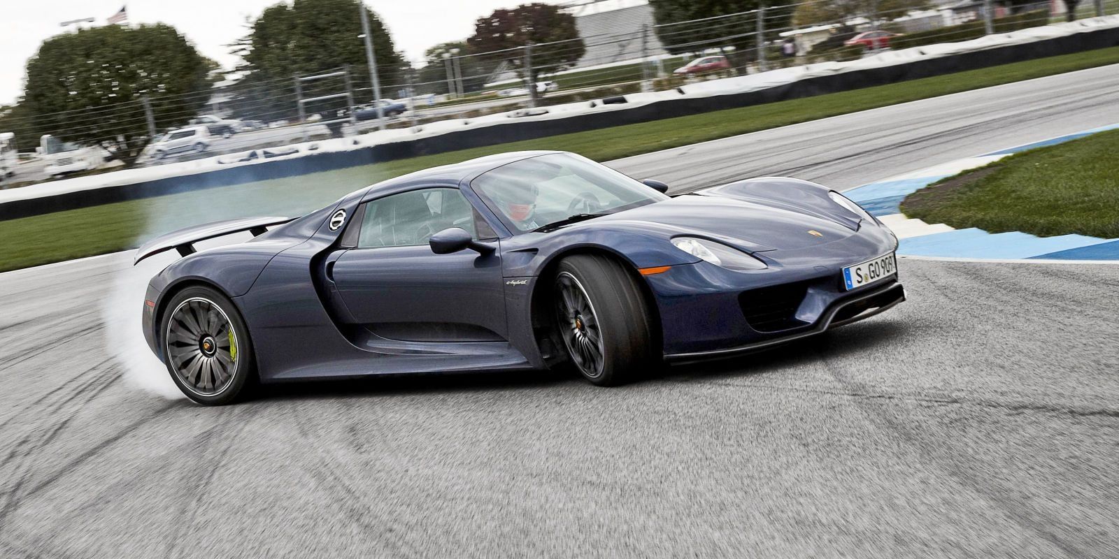 10 Highest-Revving Sports Cars Ever Made, Ranked
