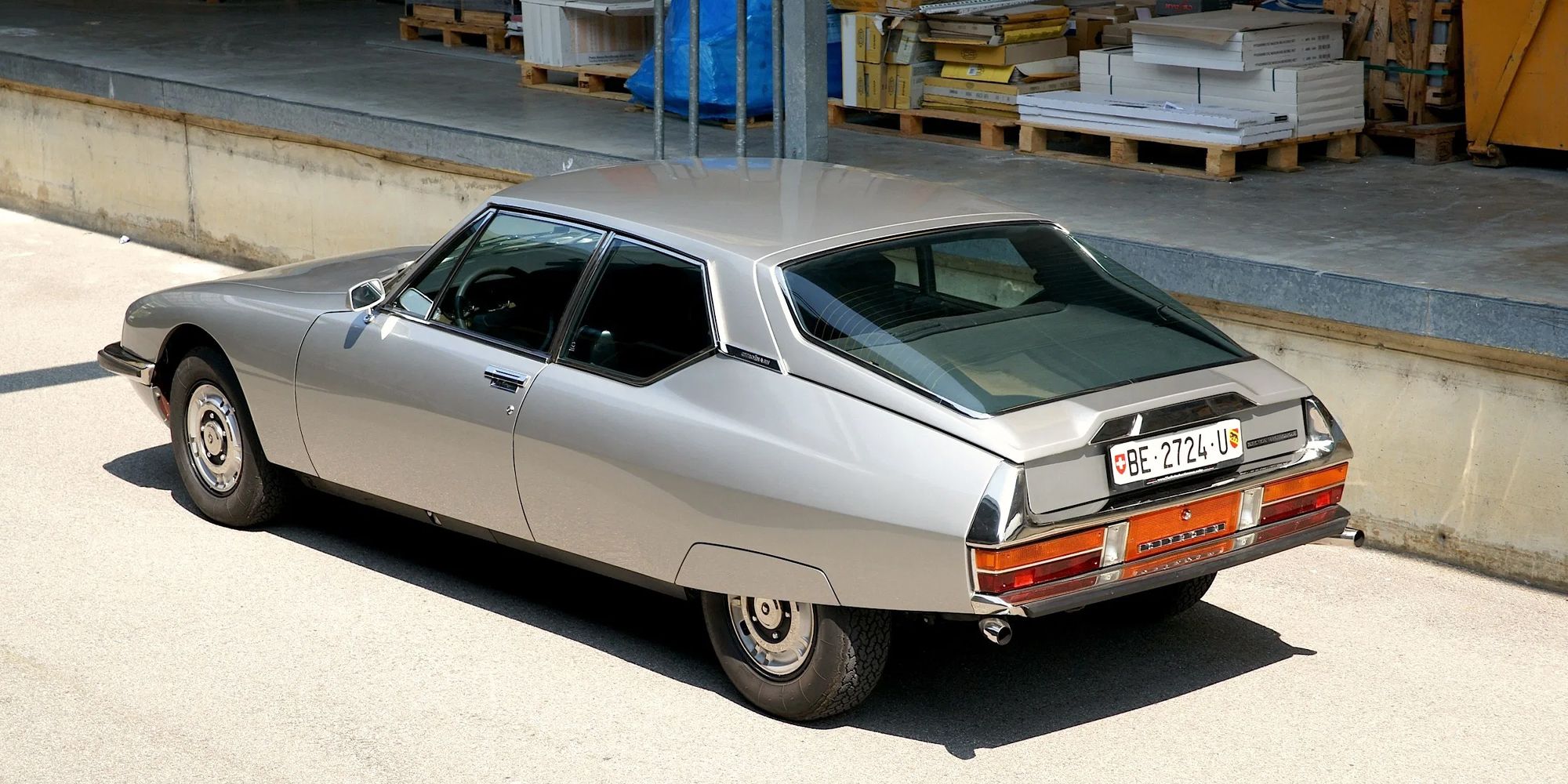 10 Cars That Were Stunningly Beautiful... But Constantly Broke Down