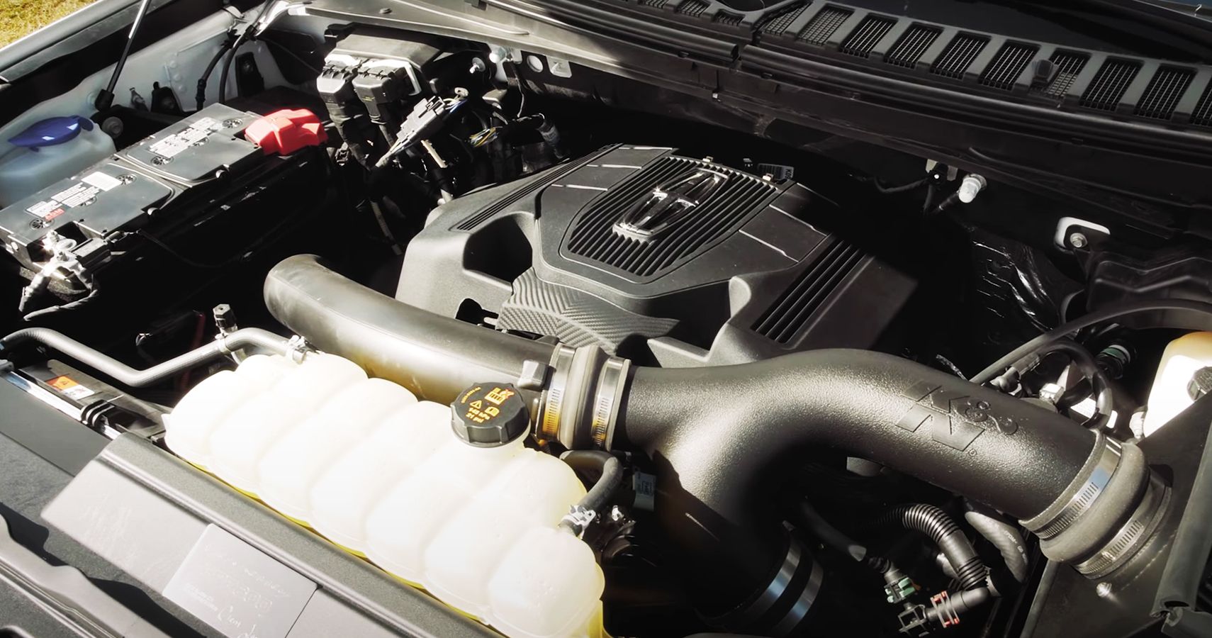 These Are Our Favorite Features On The New Lincoln Navigator