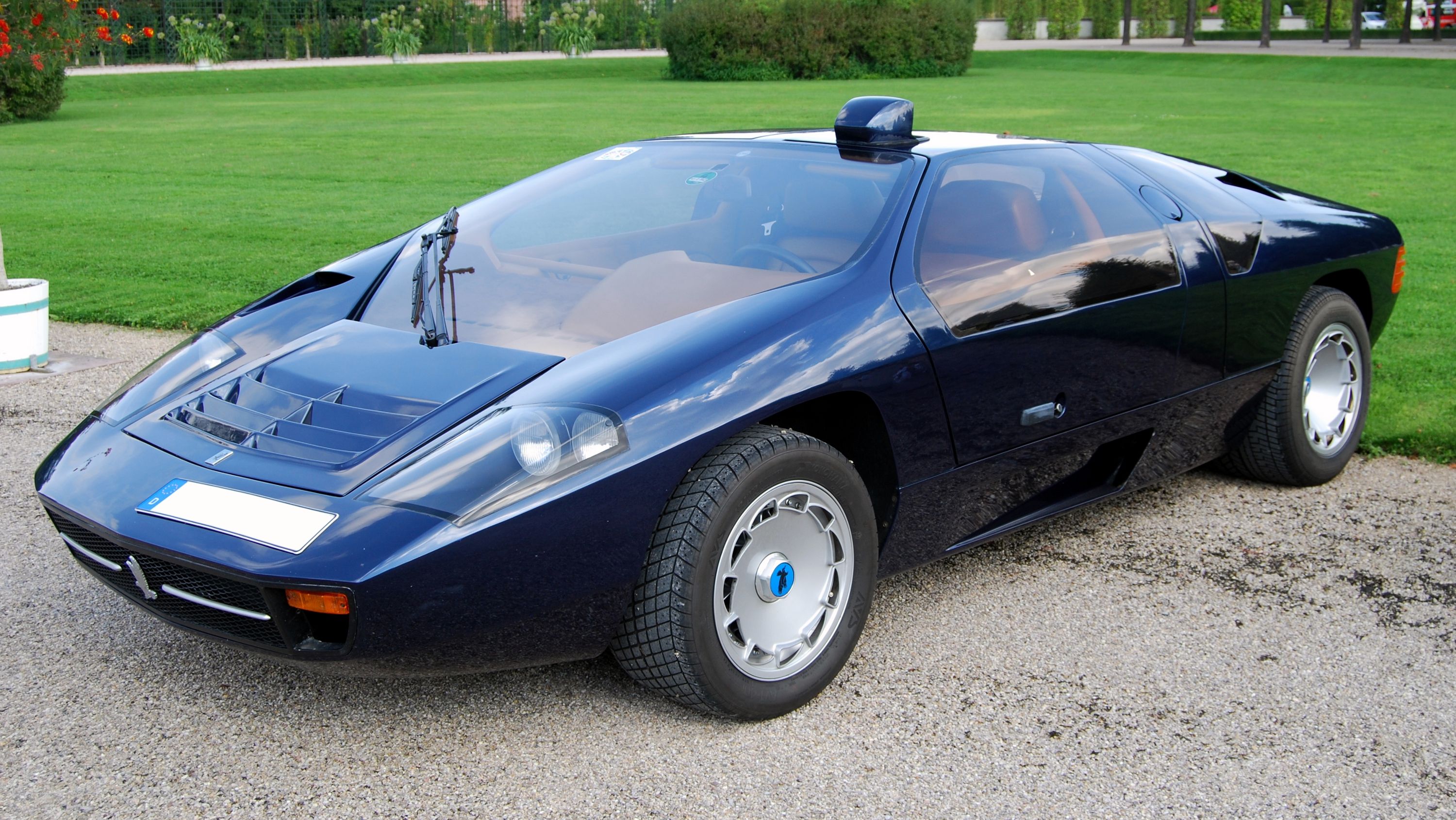 10 Coolest Forgotten Sports Cars Of The '80s (And How Much They're Worth)