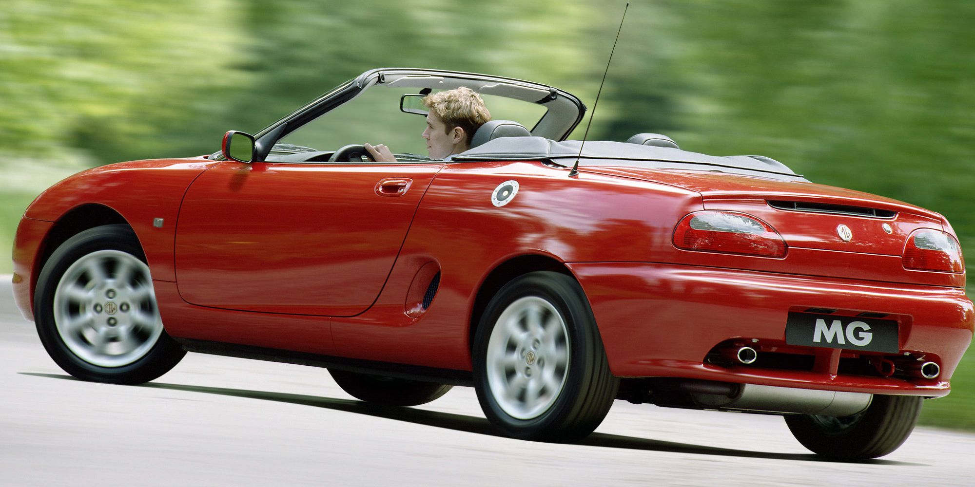 10 Classic Sports Cars We Wish They Would Bring Back