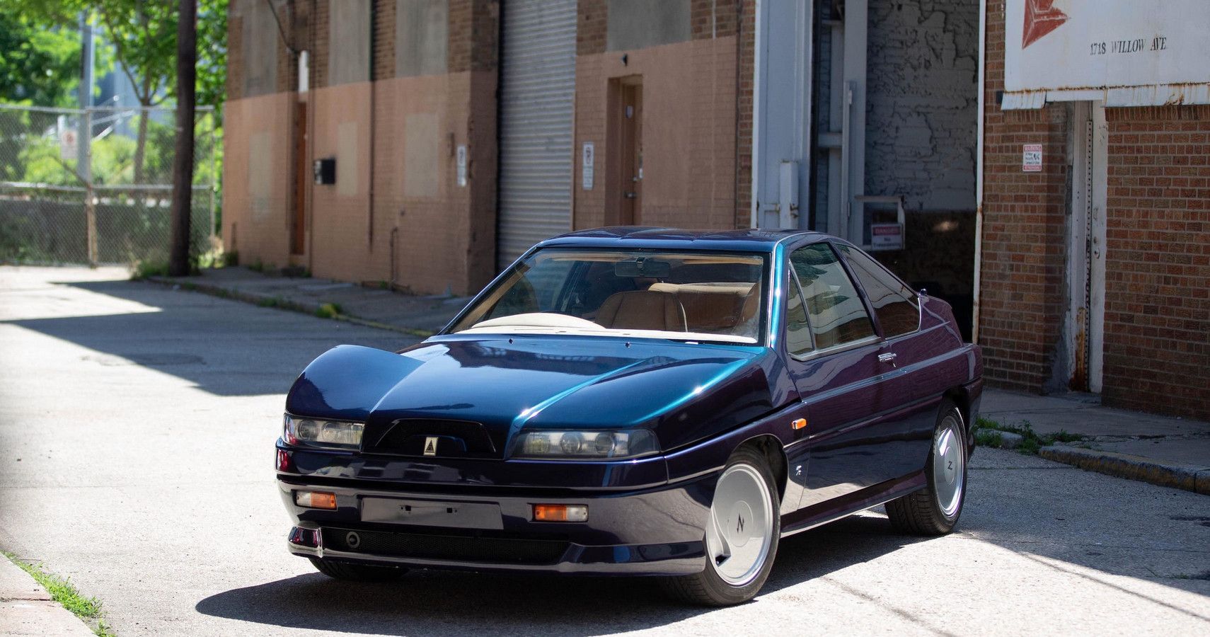 10 Hideous '90s Car Designs That Still Keep Us Up At Night