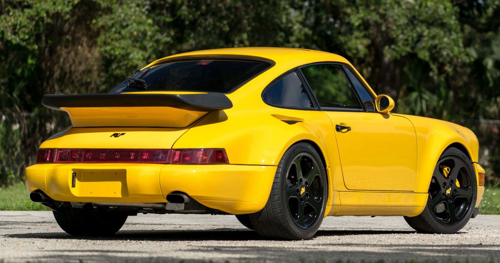 Here Are The Fastest Cars Of The 1980s