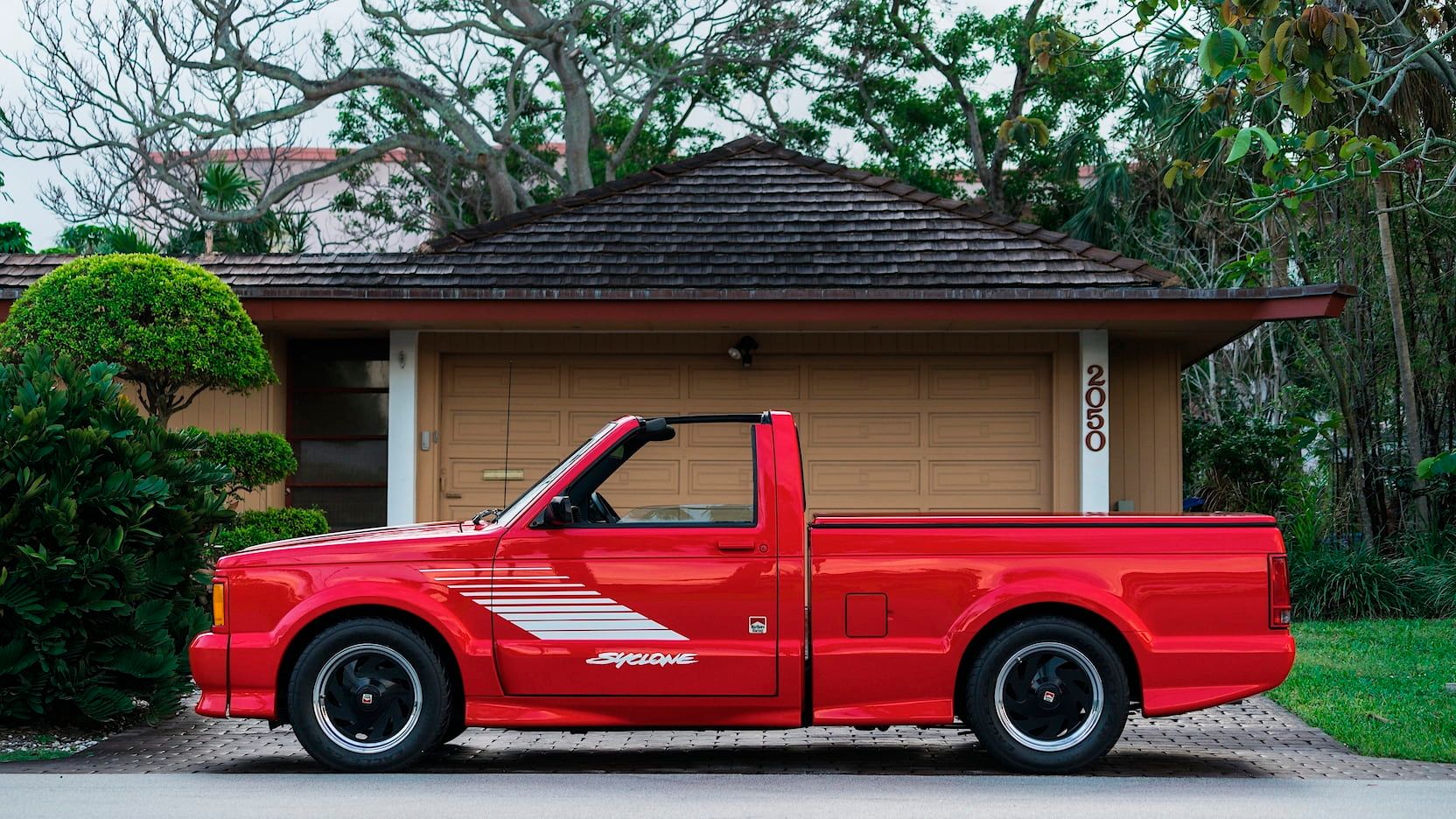 10 Surprising Facts About The GMC Syclone