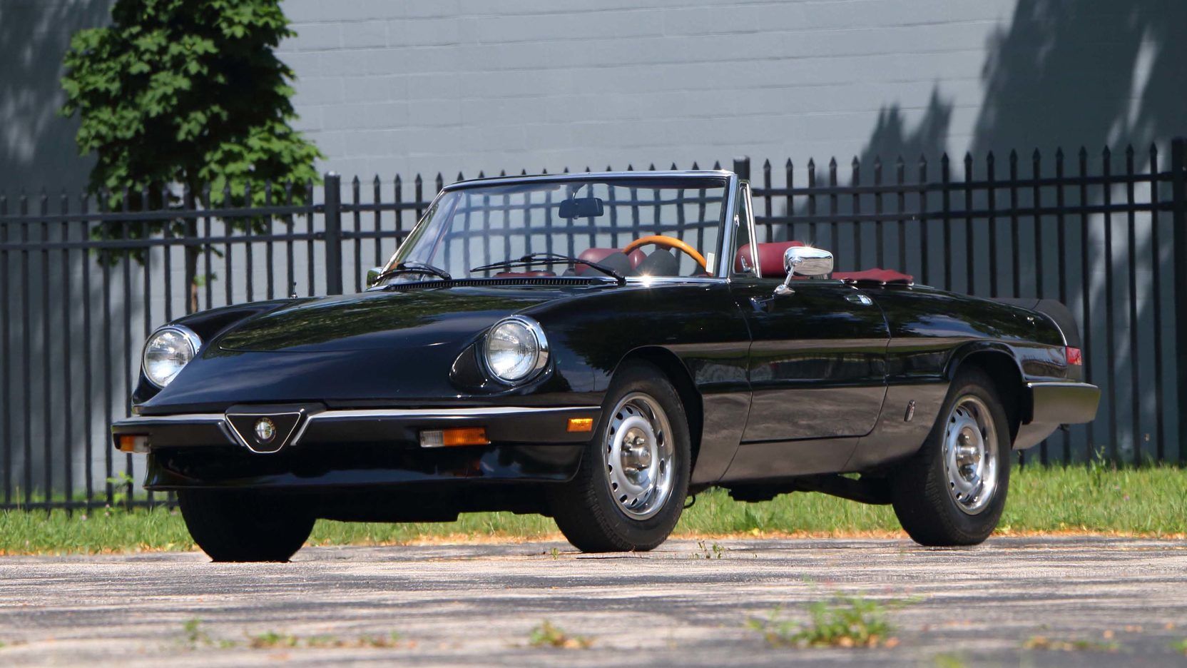 10 Iconic '80s Cars That Are Somehow Still Cheap