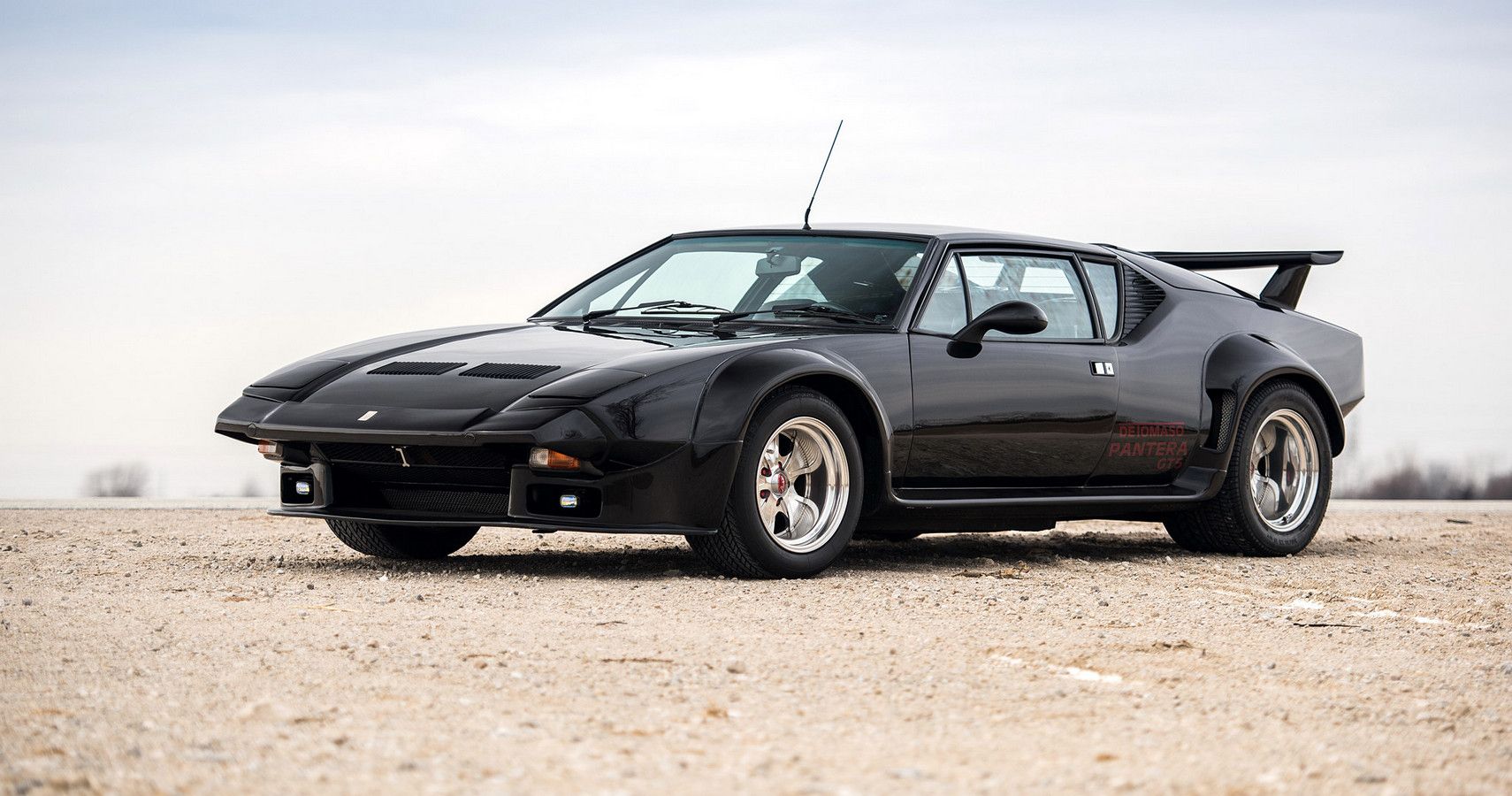 10 Awesome Supercars From The Past That Can't Even Beat A Modern Hot Hatch