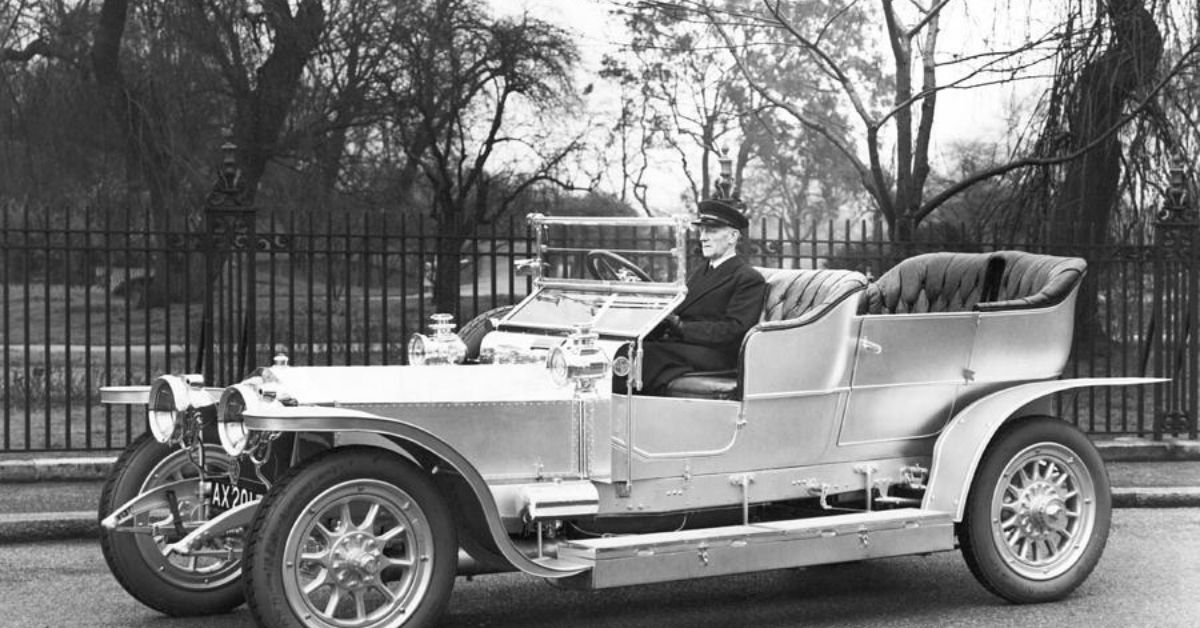 A Detailed Look Back At The Rolls Royce Silver Ghost