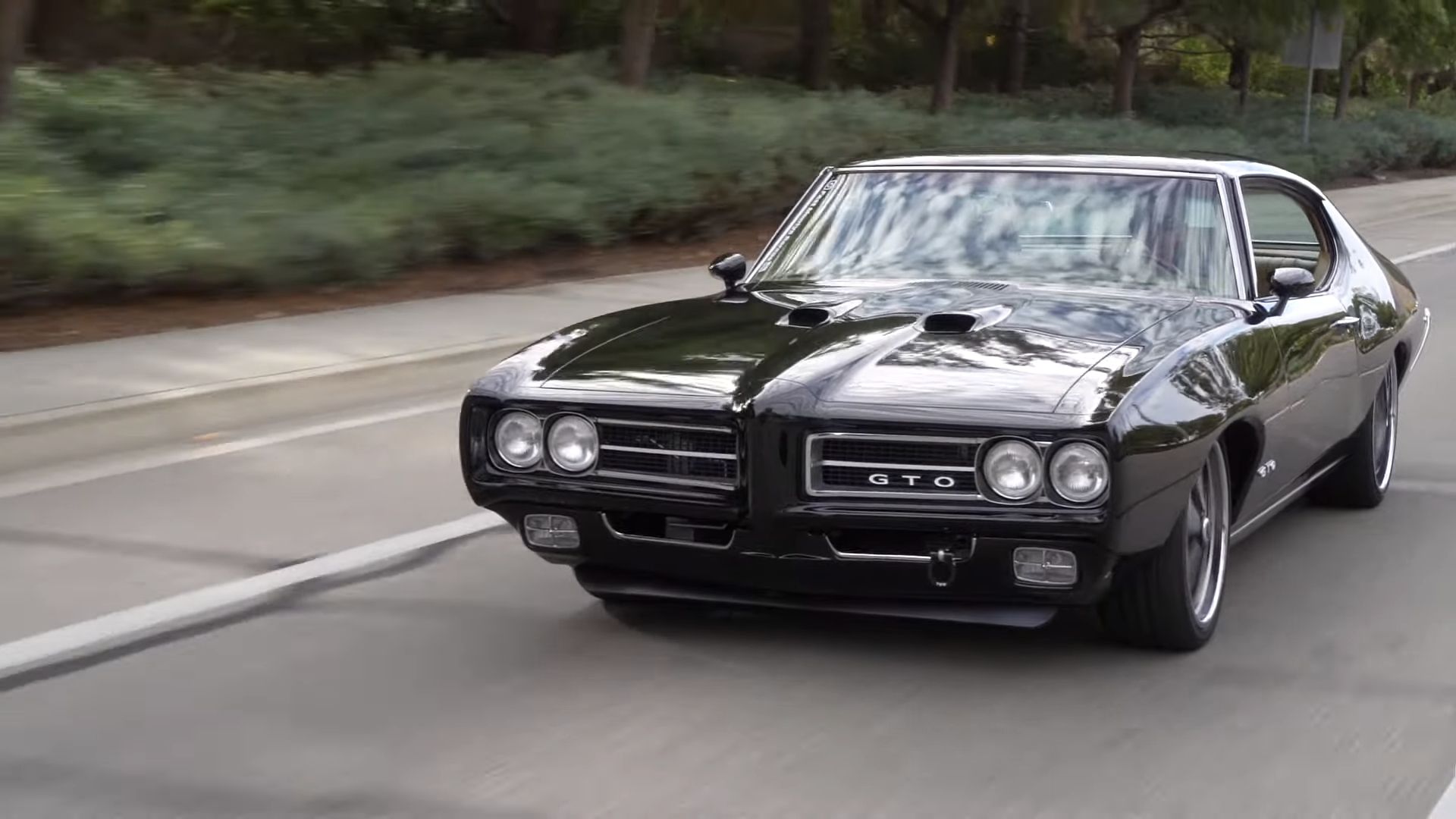 This Factory V8-Powered Pontiac GTO Refuses To Follow The LS Swap Trend