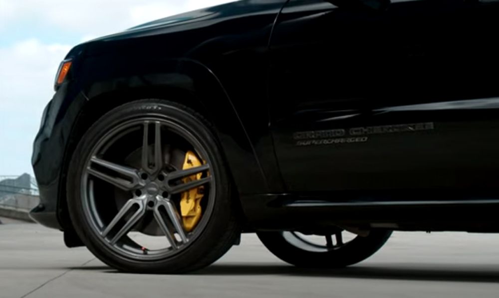Blacked-Out Jeep Trackhawk Gets 22-Inch Vossen Wheels For Giveaway