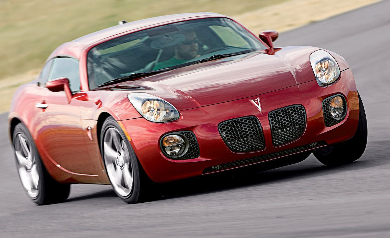 Here’s Why GM Should Bring Back The Pontiac Solstice GXP