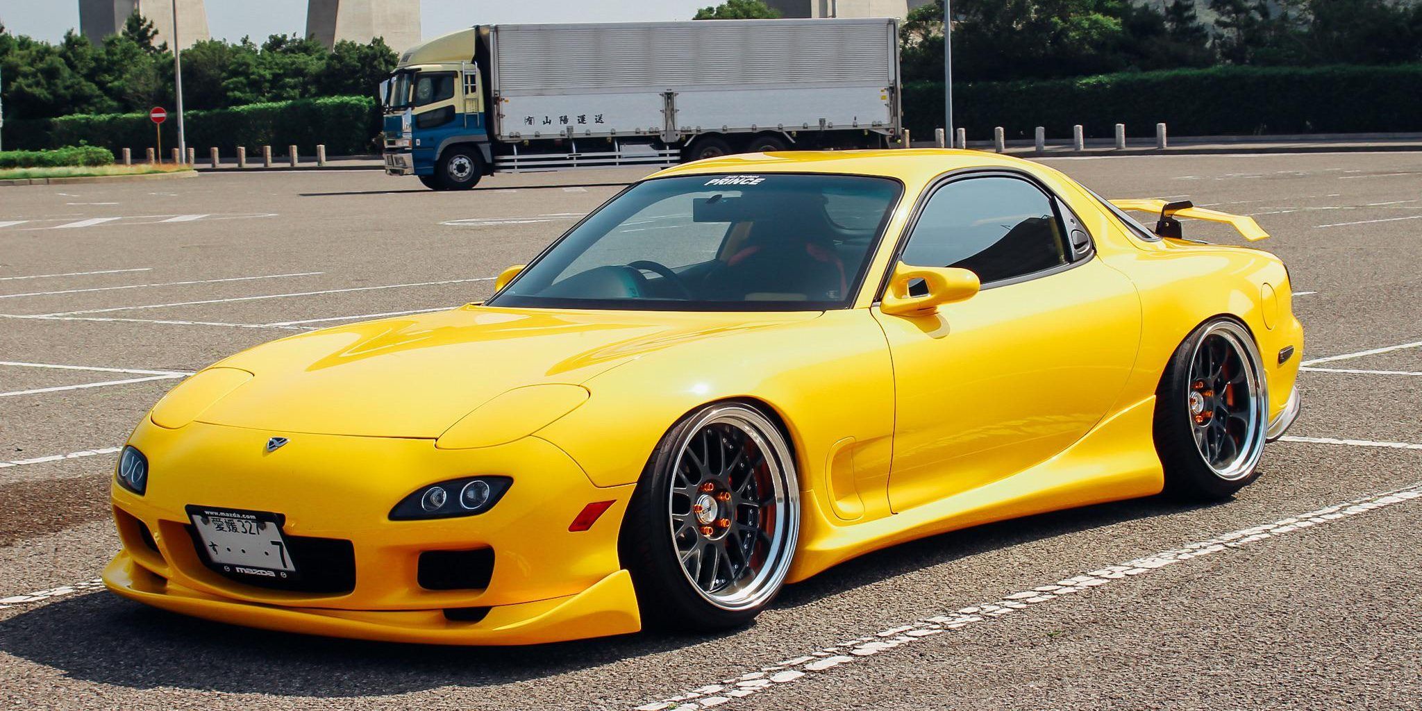 These '90s Cars Look Like Modern-Day Models... And They're Dirt Cheap