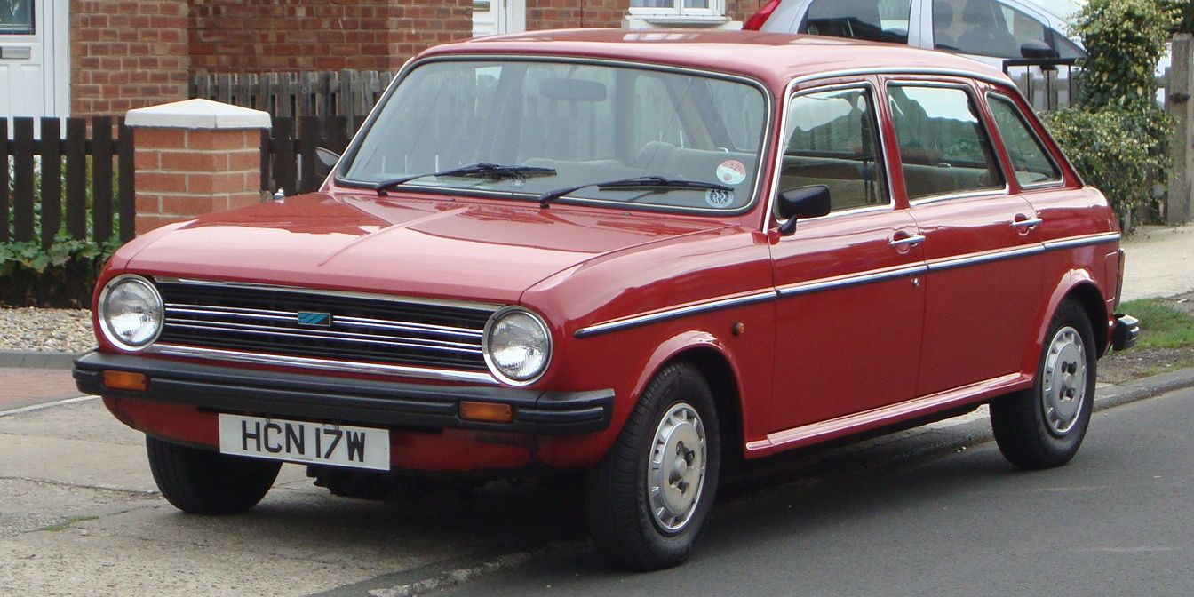 10 Surprising Examples Of Supercars Sharing Parts With Beaters